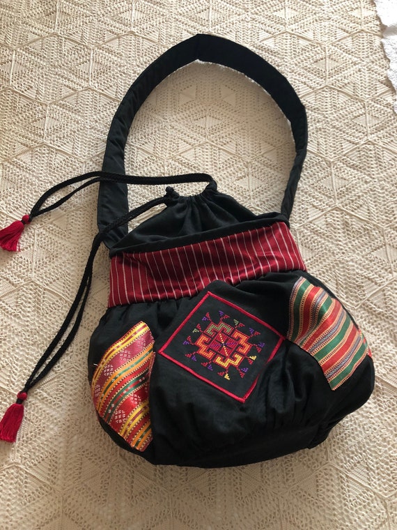 Gorgeous Jordanian bag made by Alburgan Handicrafts, … - Gem