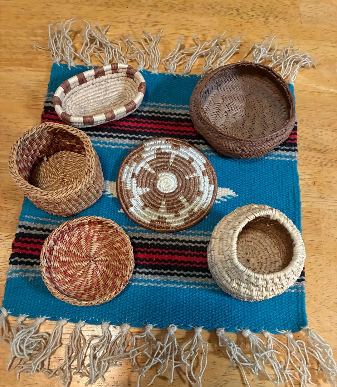Collection of 5 Small Native American Baskets, Probably Southwestern U ...