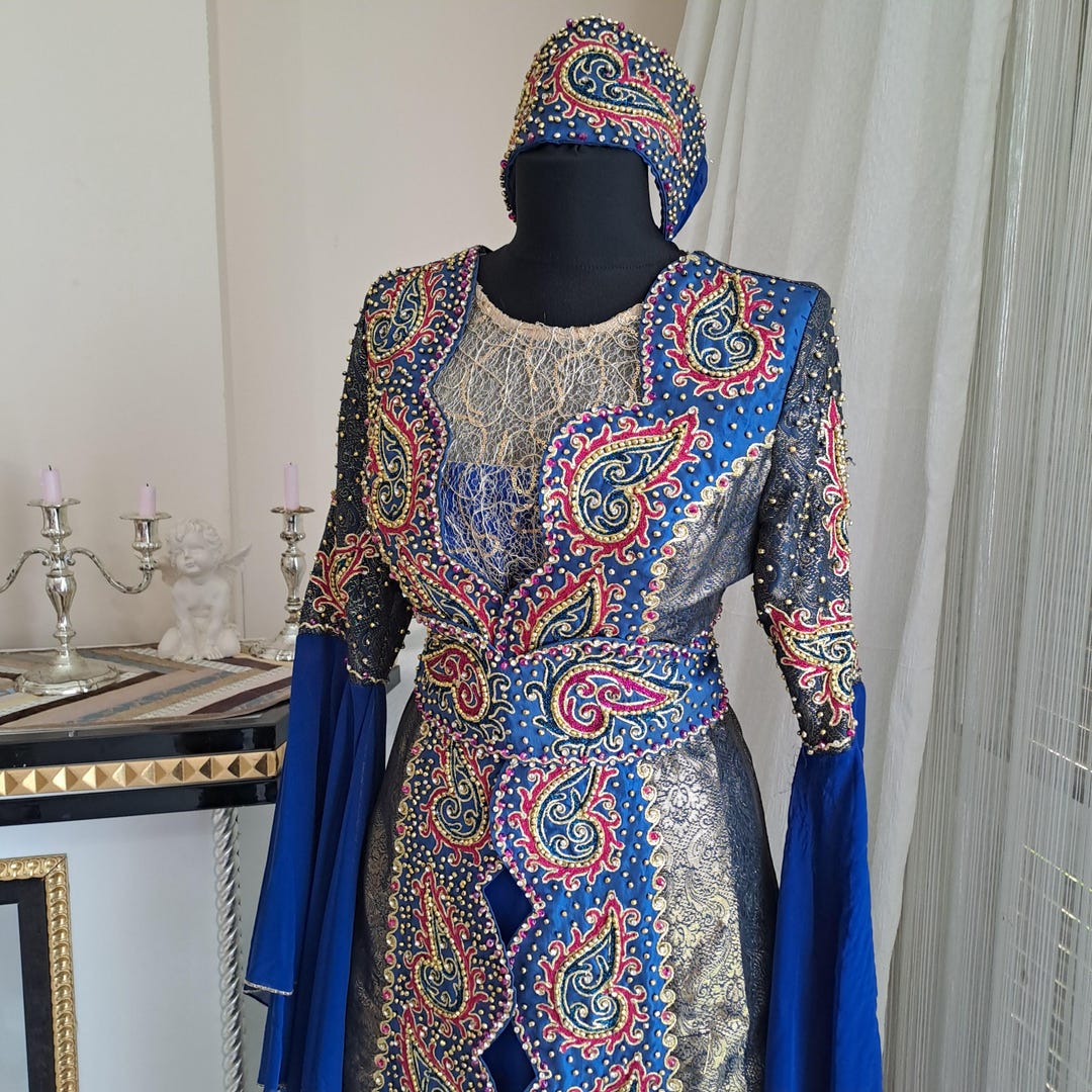 The Queen's Luxurious Dress Blue Turkish Wedding Dress Ottoman Bindalli ...
