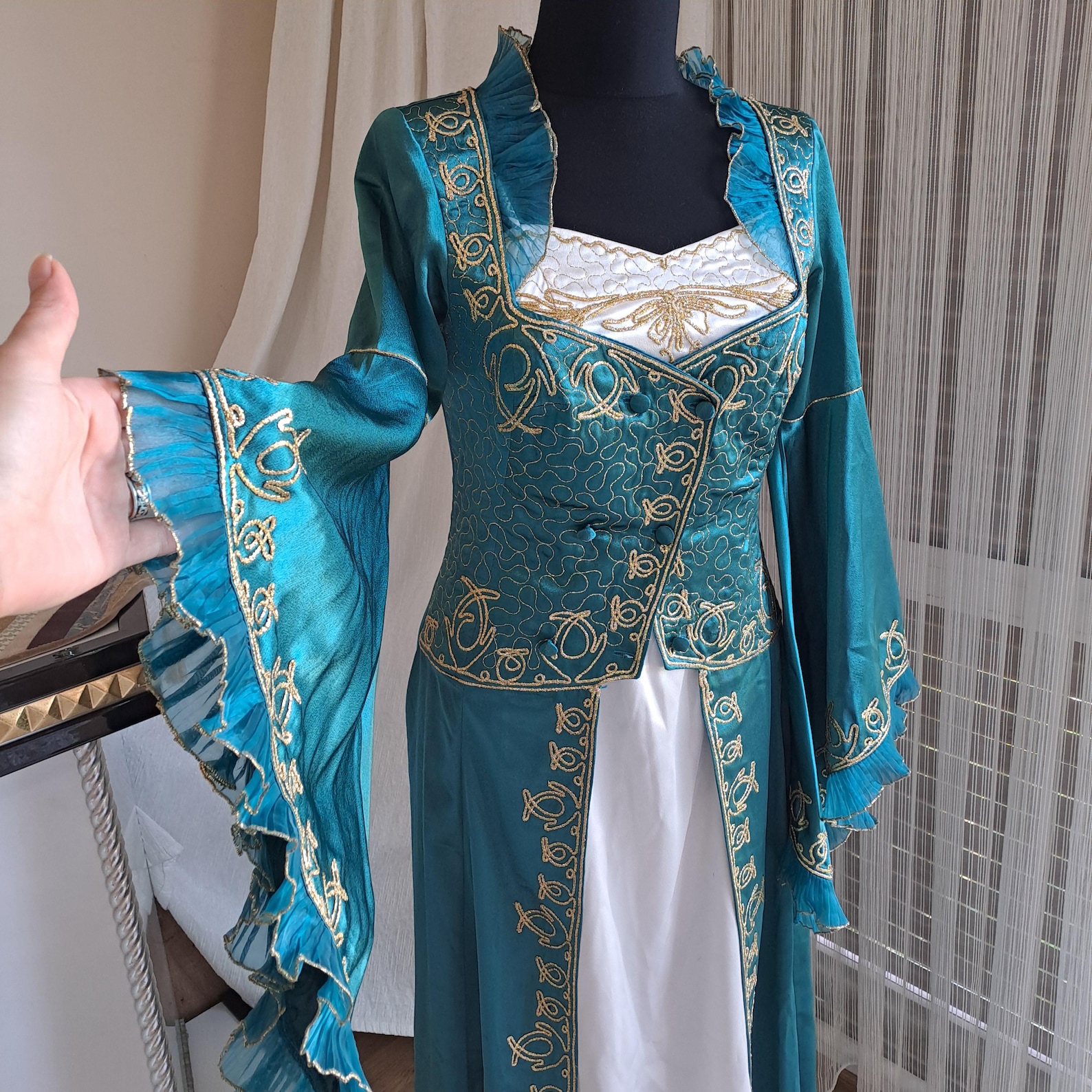 Traditional Vintage Turquoise Blue Turkish Wedding Dress Blue Bindalli ...