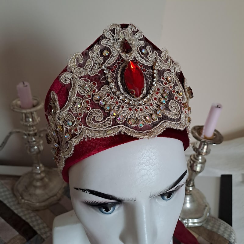 Kokoshnik - Etsy