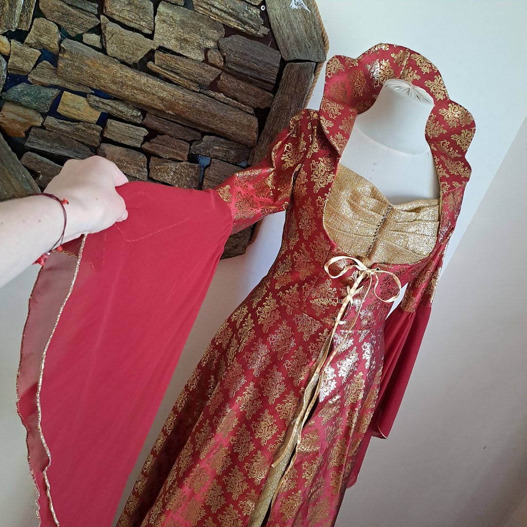 Traditional Vintage Red Turkish Wedding Dress Red Bindalli Turkish ...