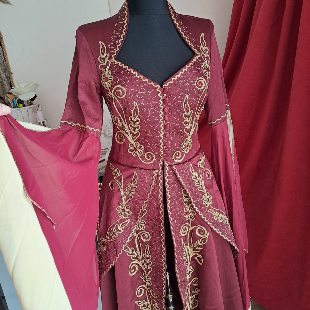 Traditional Vintage Red Turkish Wedding Dress Red Bindalli Turkish ...