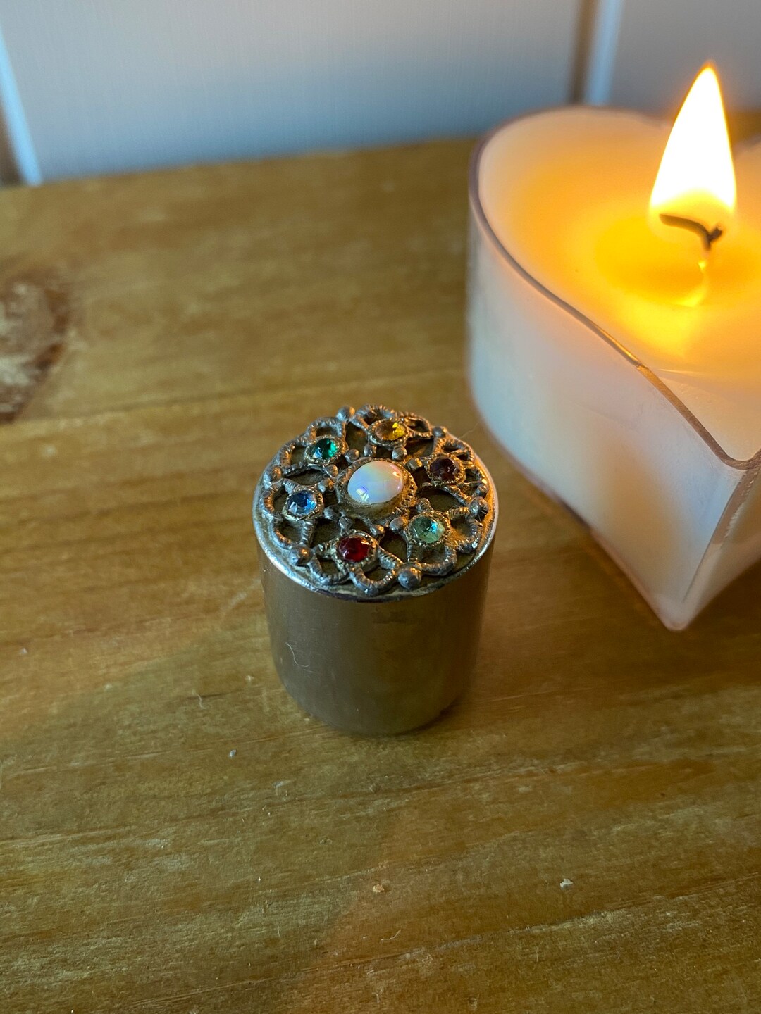 6d White Metal Coin Holder - Etsy