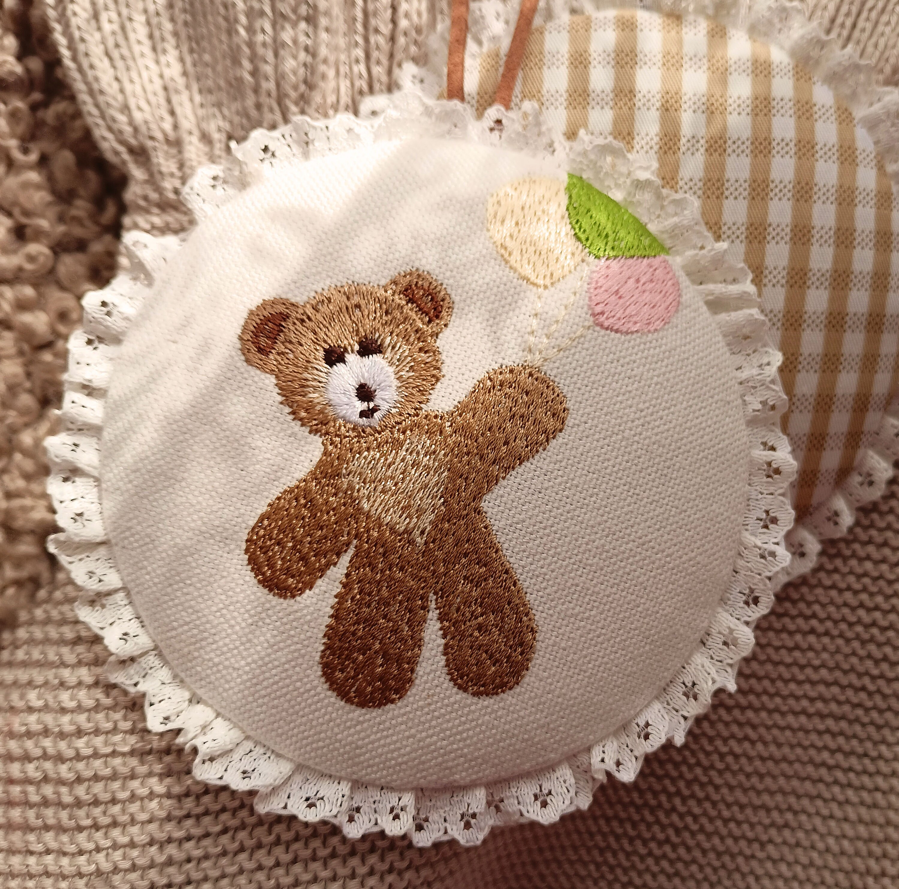 Teddy Bear Machine Embroidery Design Air Balloons Simulated Hand ...