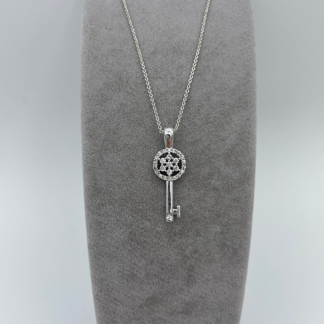 Fidget Necklace,key Holder Necklace,fiddle Necklace,delicate Key ...