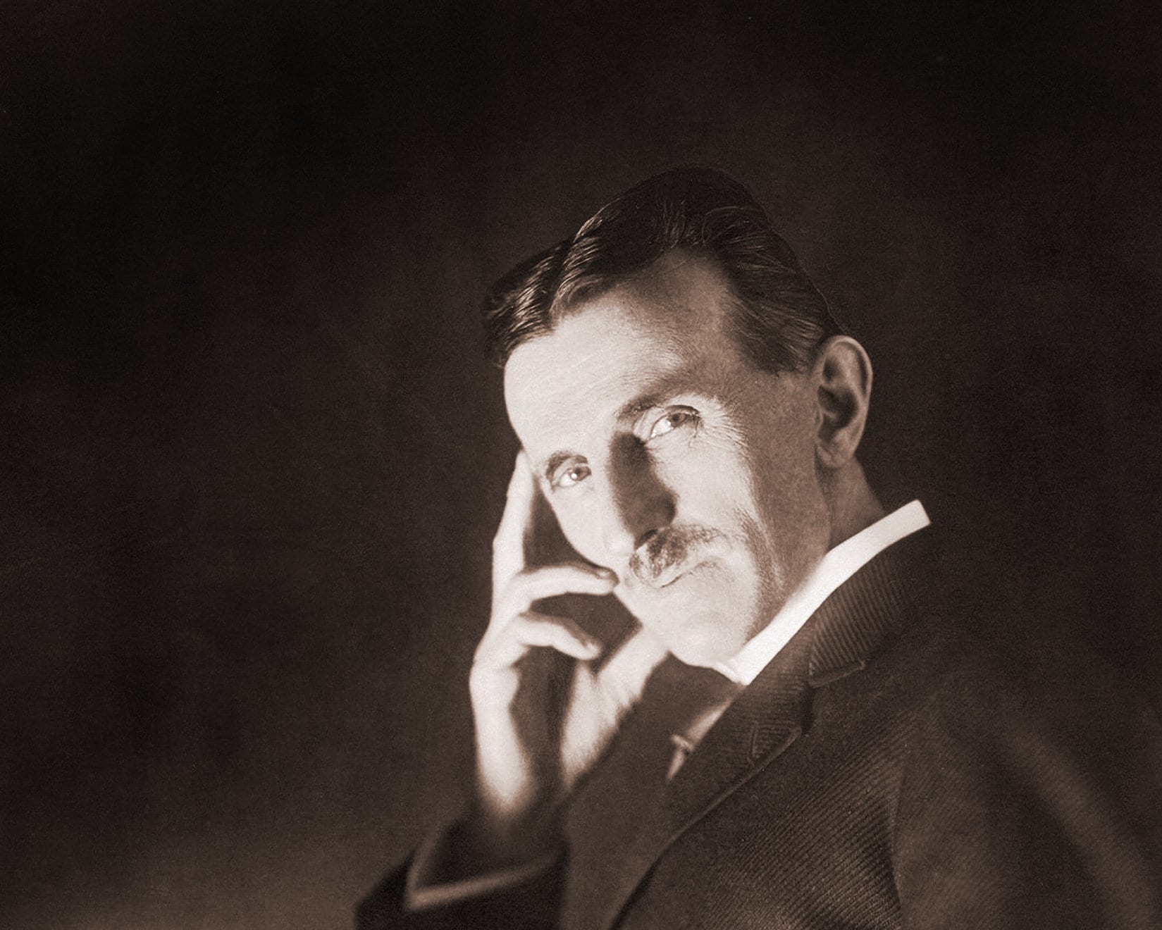 Nikola Tesla Holding a Light Bulb, Physics History, Electrical Science ...