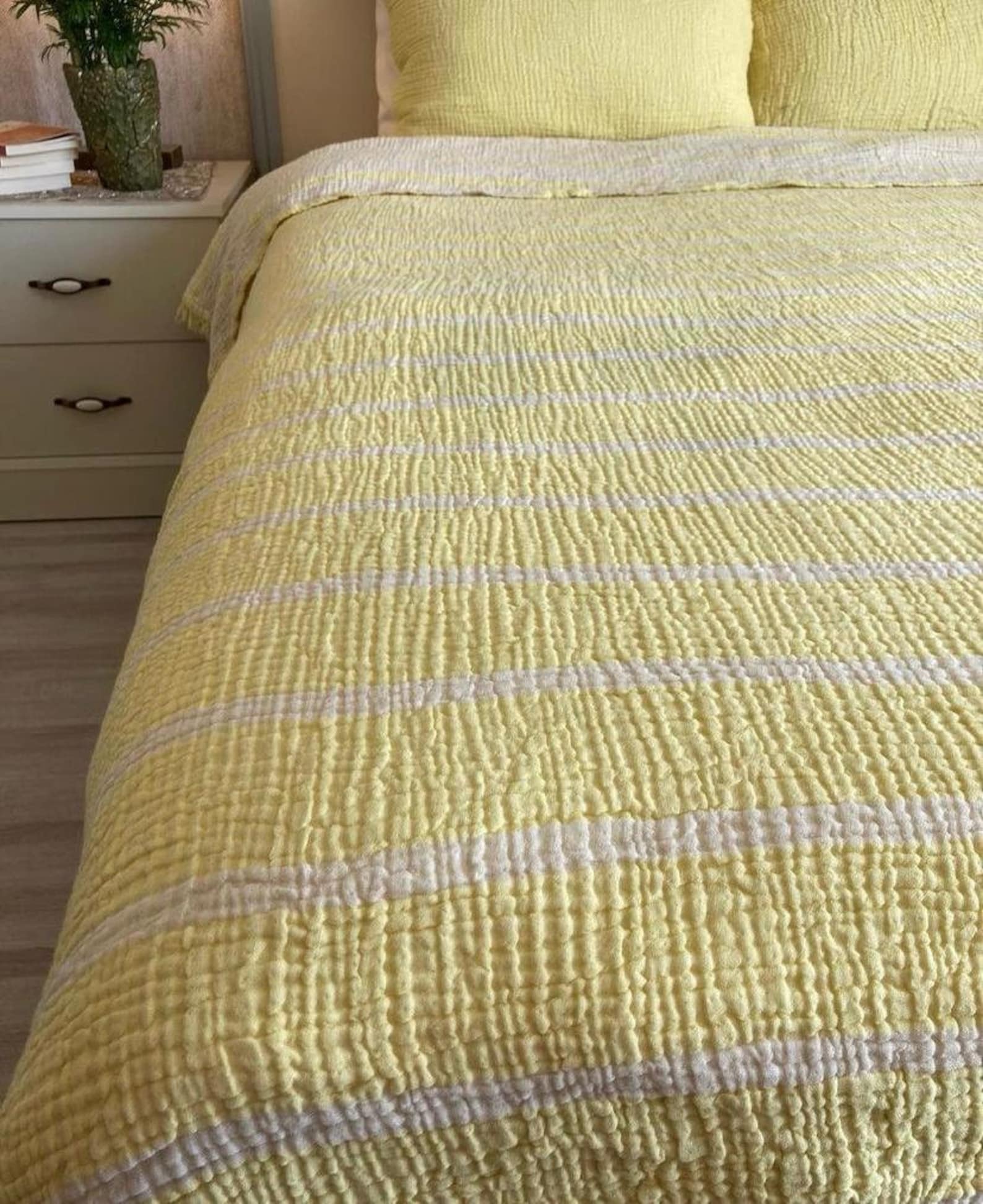 Cozy Striped Muslin Blanket, 100% Cotton Muslin Comfort Bedspread, Made ...