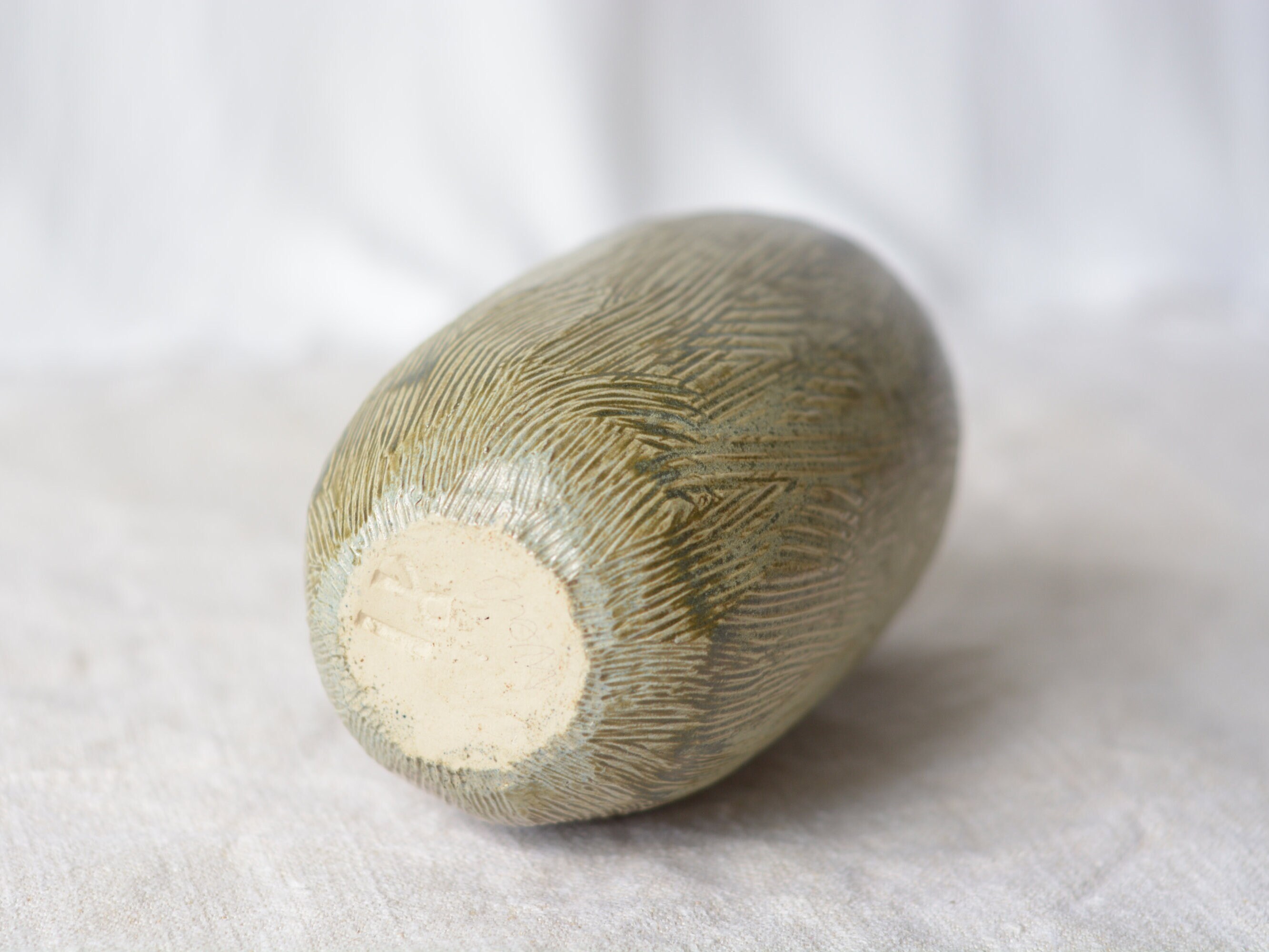 Sgraffito Vase in Japanese Style - Etsy