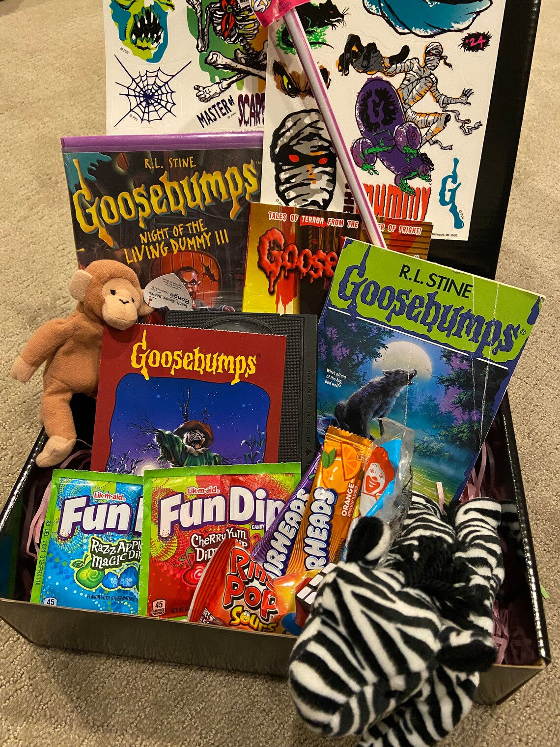 Extra Large Spooky 90’s Mystery Box - Etsy