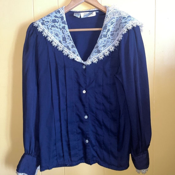 gorgeous vintage lace - Gem