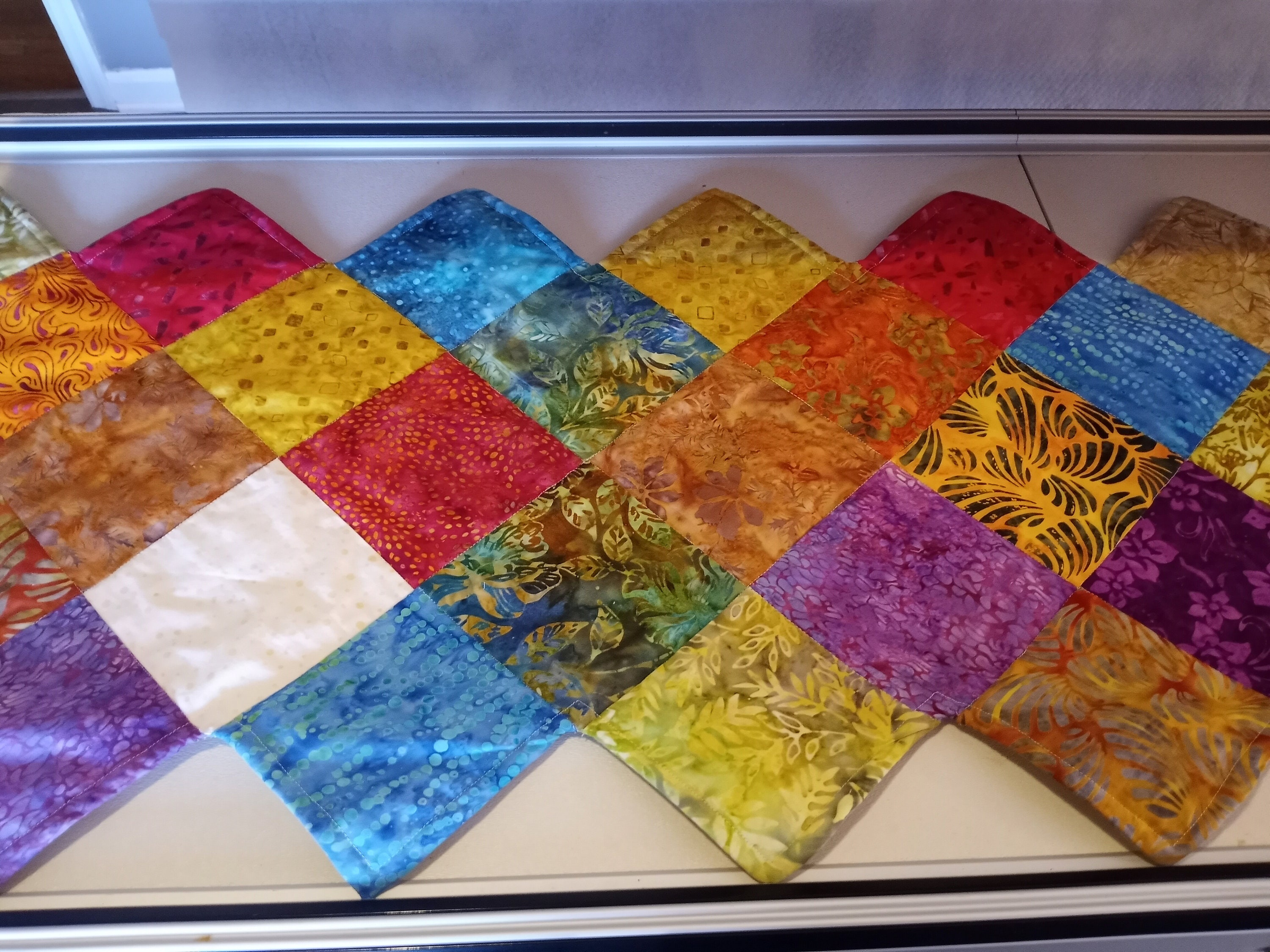 Batik Zig Zag Table Runner - Etsy