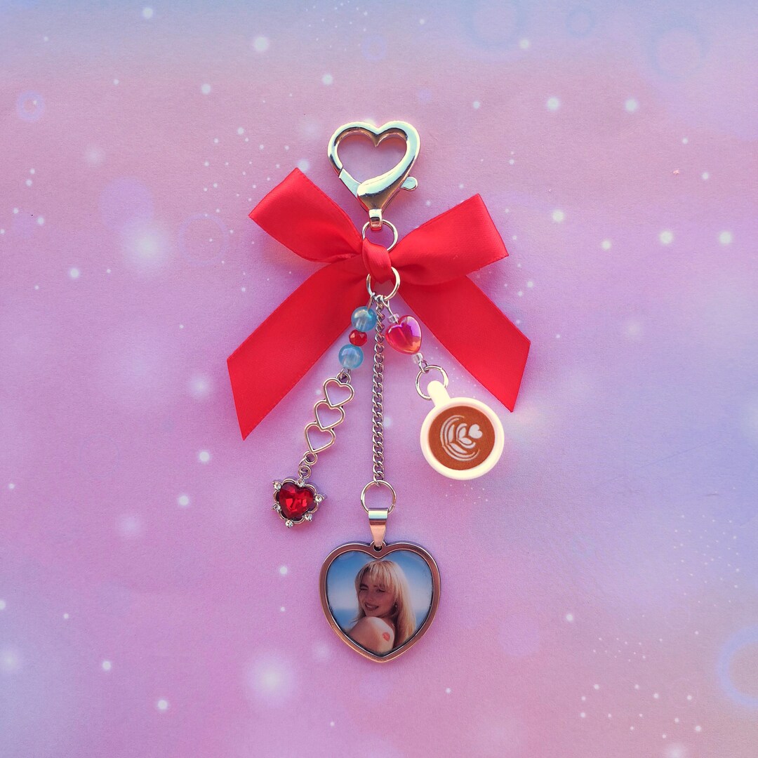 Sabrina Carpenter Keychain, Sabrina Carpenter Bag Charm, Sabrina ...