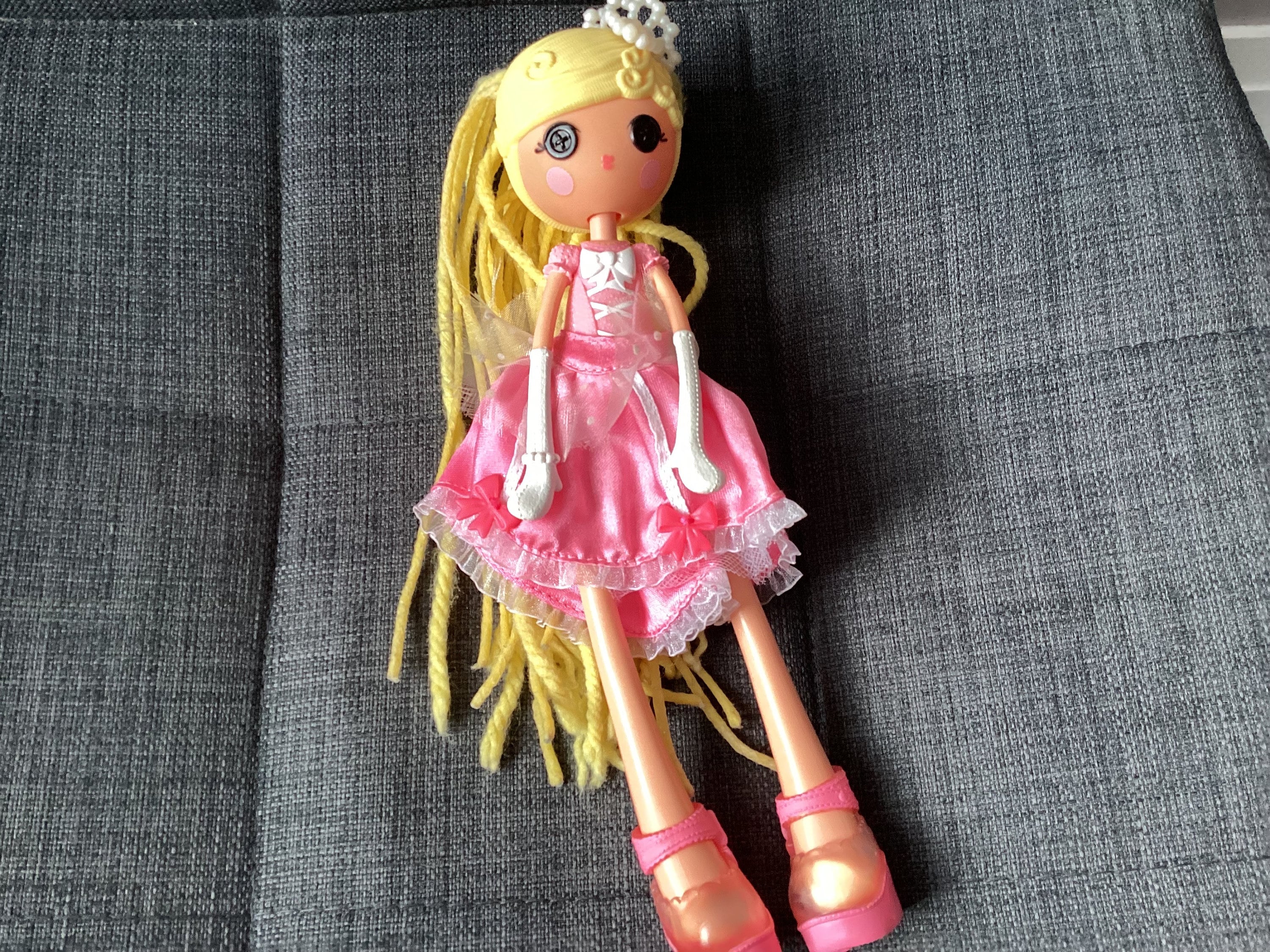 Lalaloopsy Cinder Slippers Little Sister