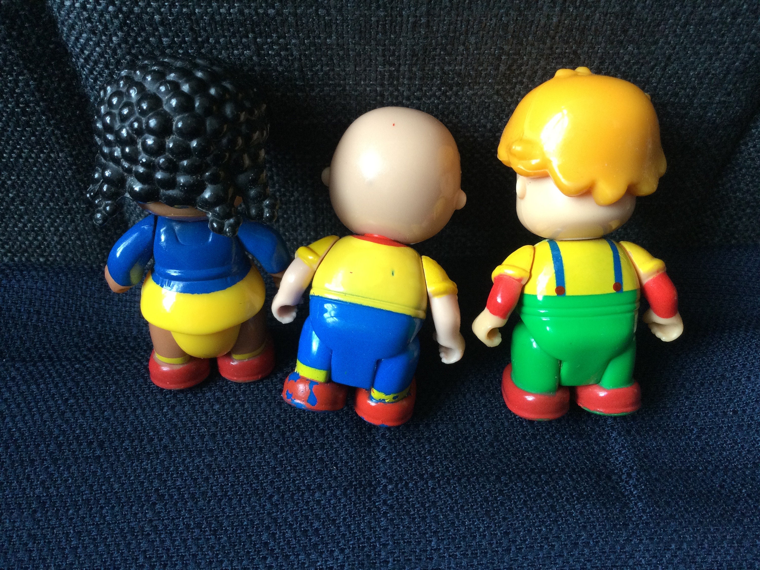 Caillou Leo Sleepover