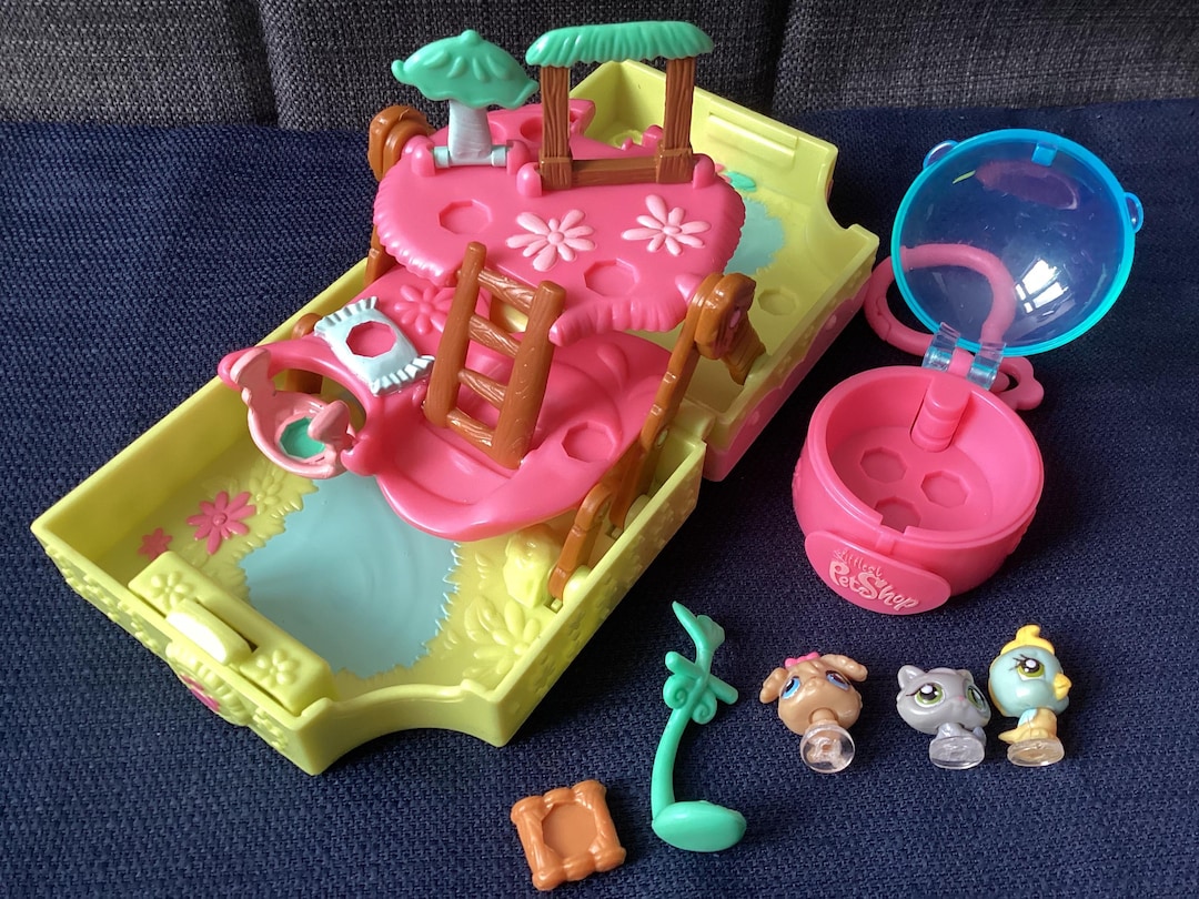 Vintage Littlest Pet Shop LPS Teeniest Tiniest Compact Folding Playset ...