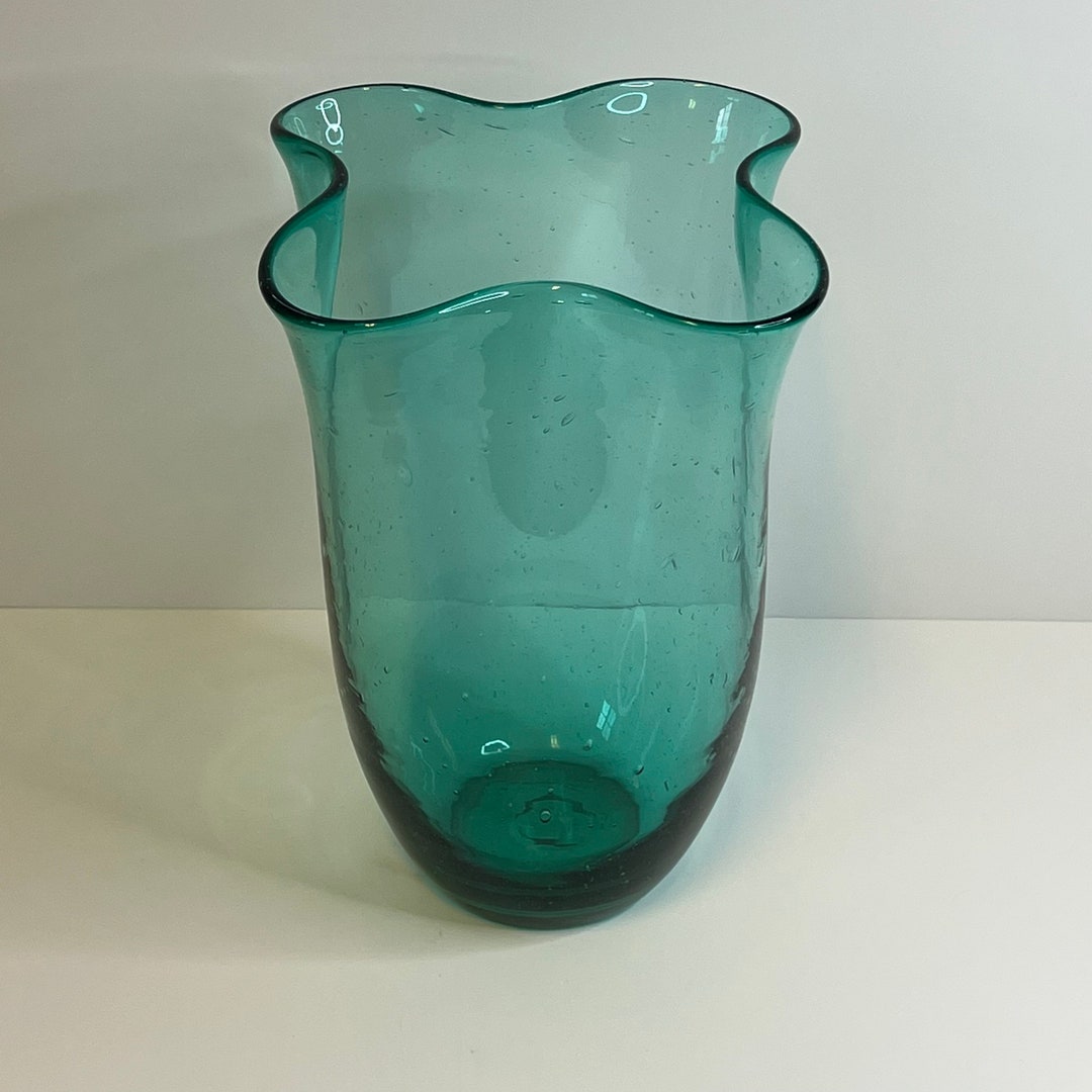 Early Blenko? Art Glass Handkerchief Vase Sea-foam Green Controlled ...