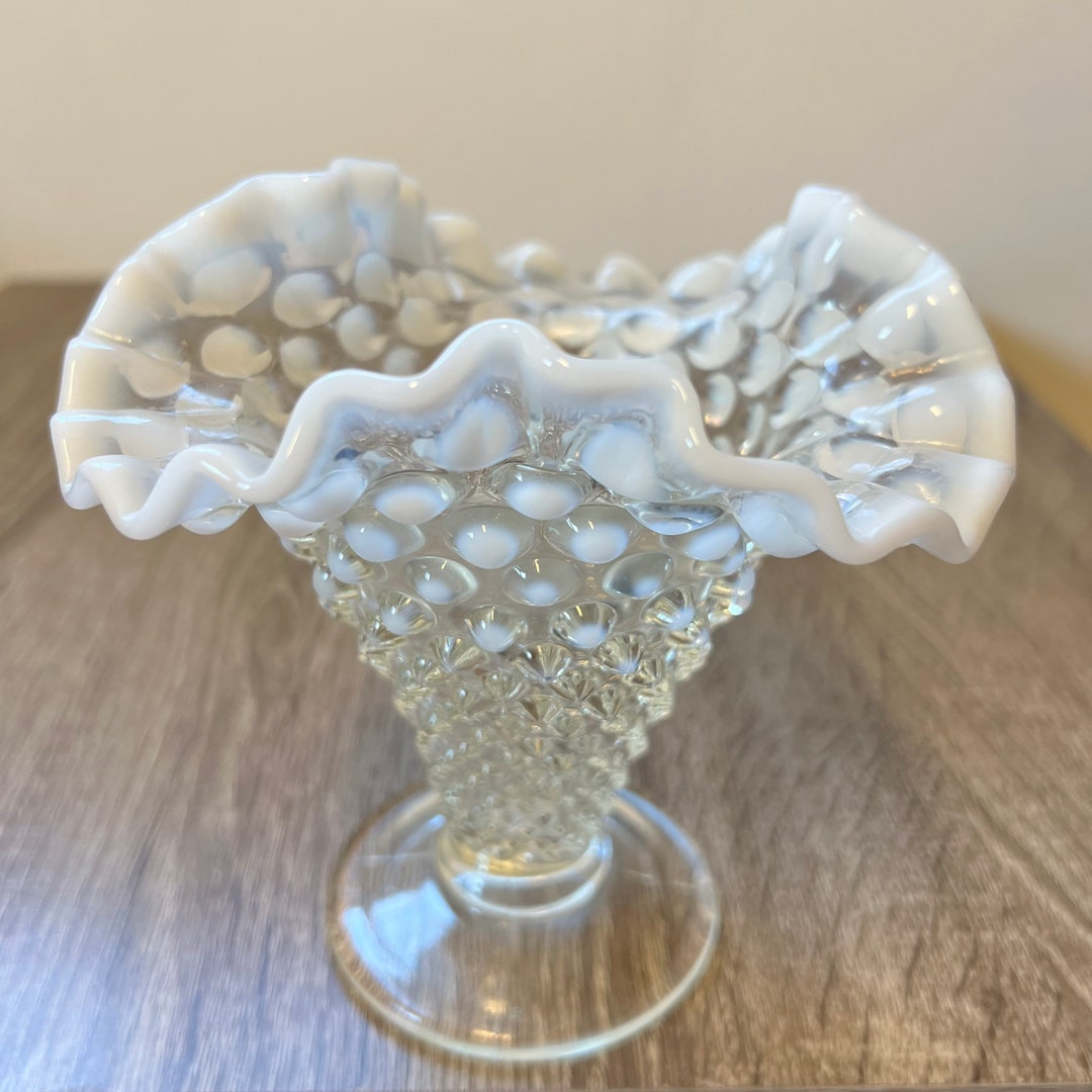 Vintage Fenton Moonstone Hobnail White Opalescent Vase Ruffled Edge - Etsy
