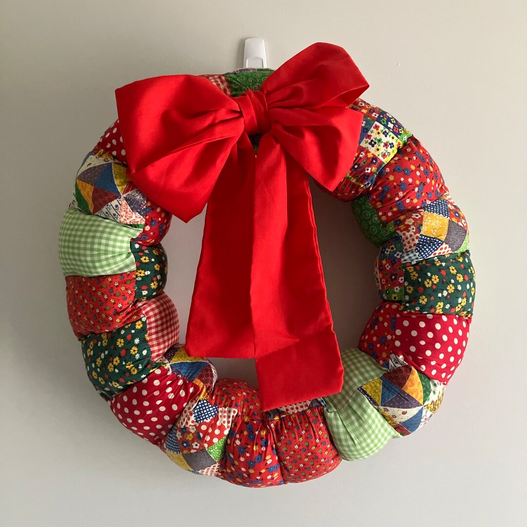 Vintage Handmade Wreath Large 19 Diameter Quilted Stuffed Fabric 80s ...