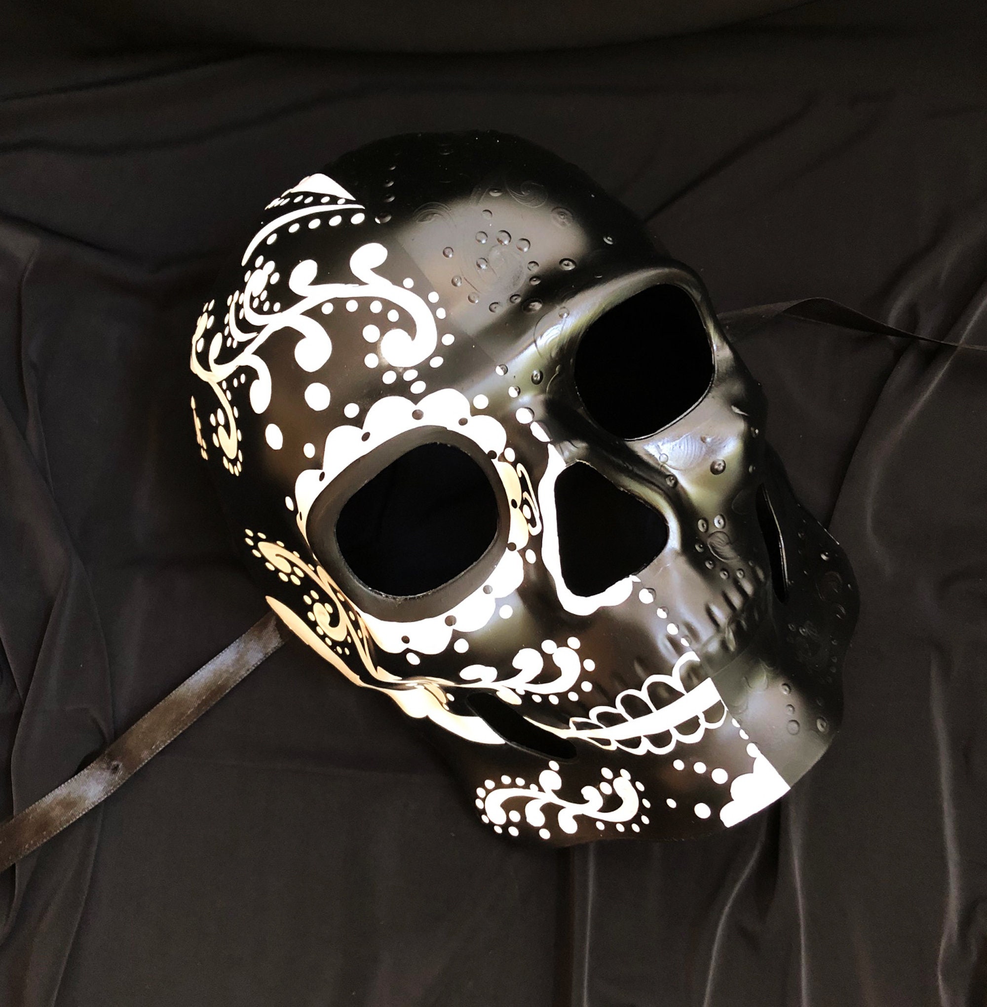 Metal Skull Half Mask