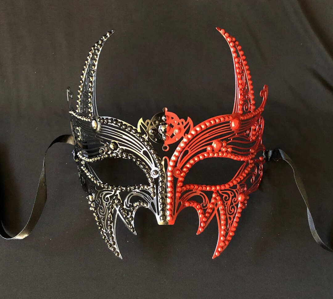 Luxury Metal Masquerade Mask Venetian Mask Red and Black - Etsy