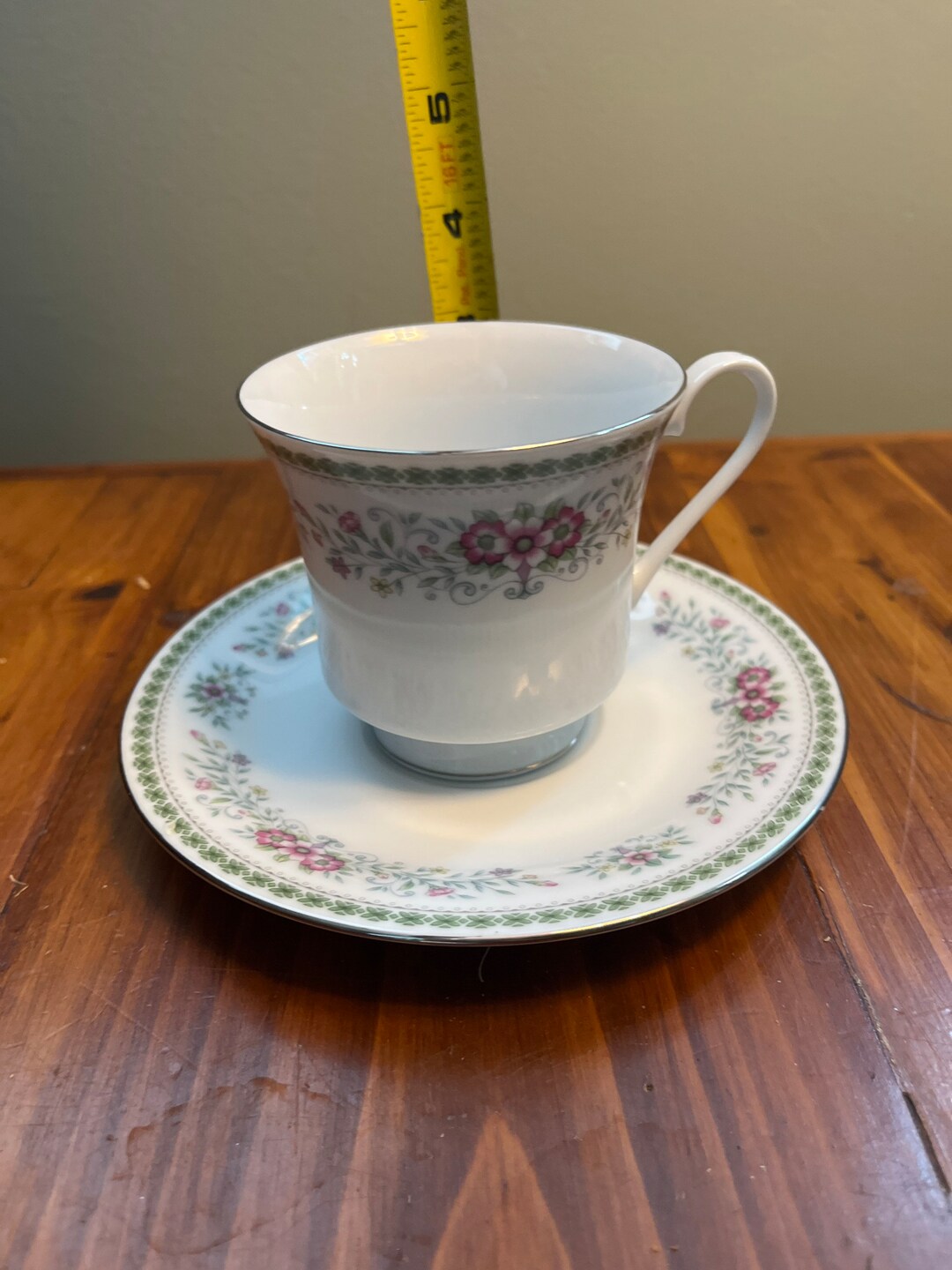 Porcelain Fine Ming China Teacup and Saucer, Crown Ming Fine China ...