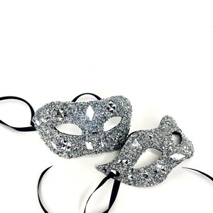Makara Mirror Mask, Couple Edition, Glitter Rhinestones Finish ...