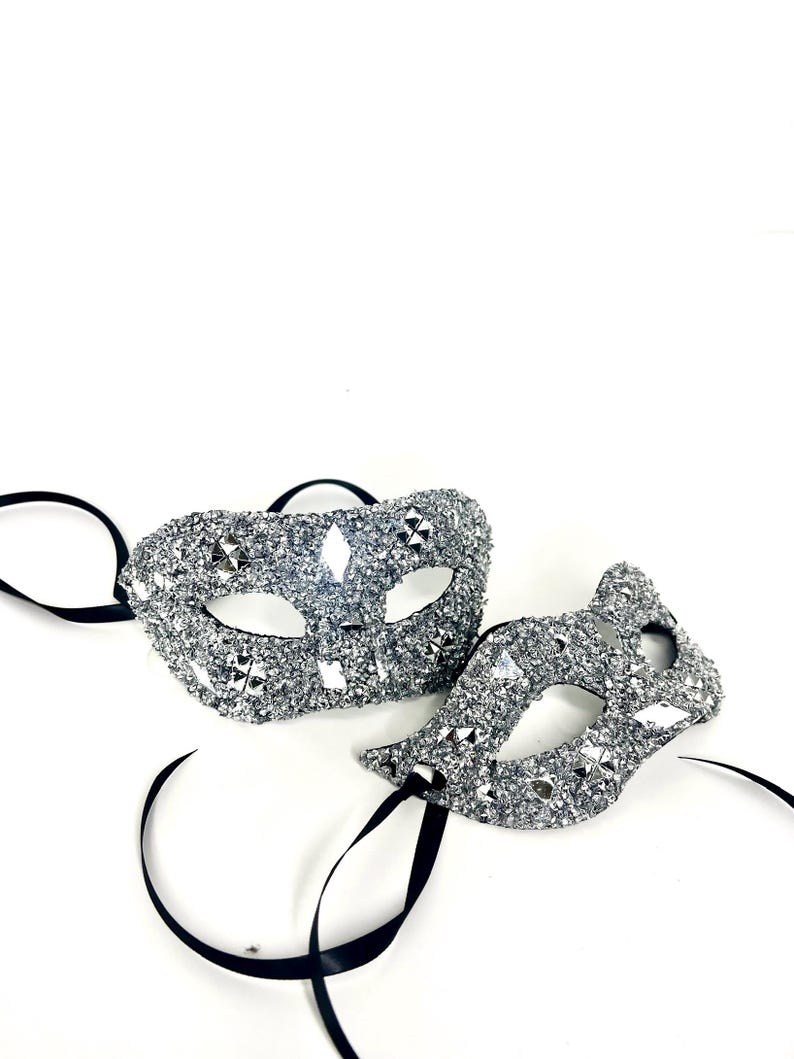 Makara Mirror Mask, Couple Edition, Glitter Rhinestones Finish ...