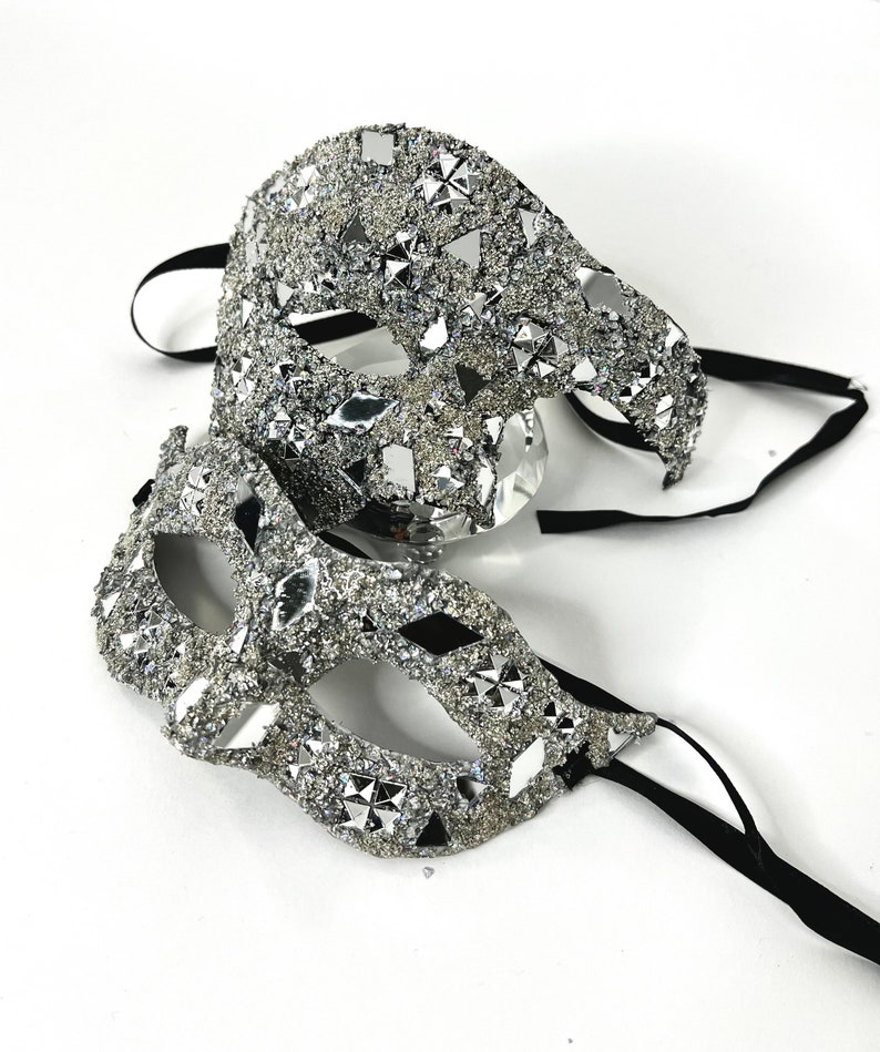 Makara Mirror Mask, Couple Edition, Phantom of the Opera and Regular ...