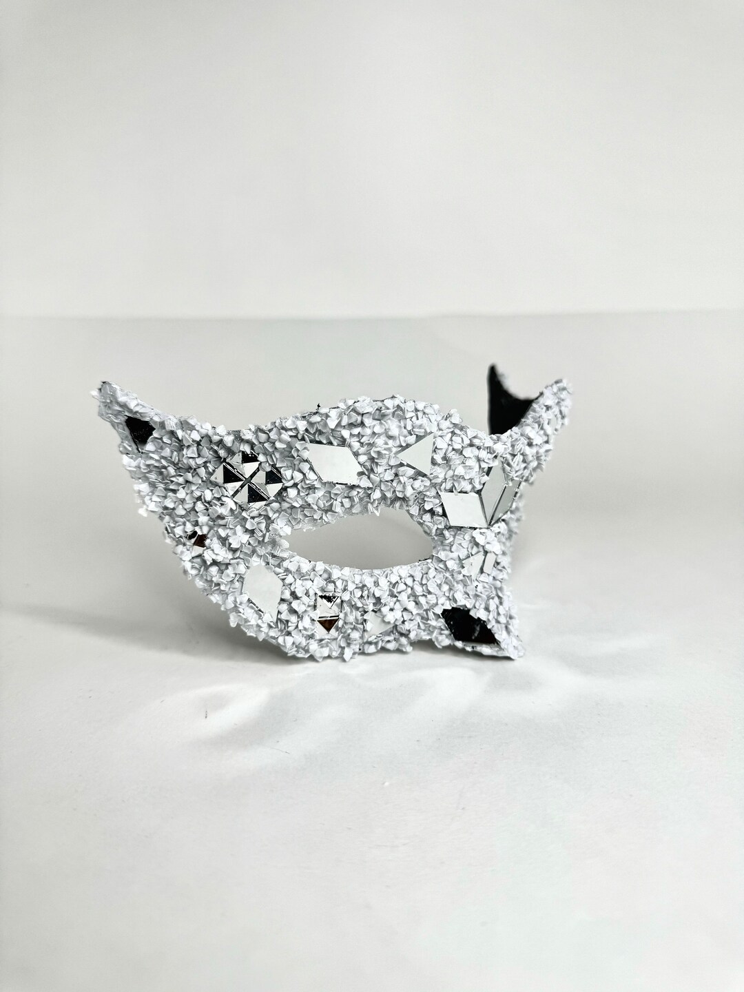 White Makara Masquerade Mirror Mask. Comes With Comfort Plus, Elastic ...