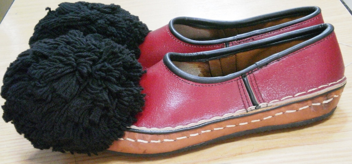 Greek Traditional Shoes (tsarouchia) - Etsy