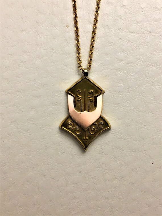 Victorian Gilt Shield Pendant on Chain - Gem