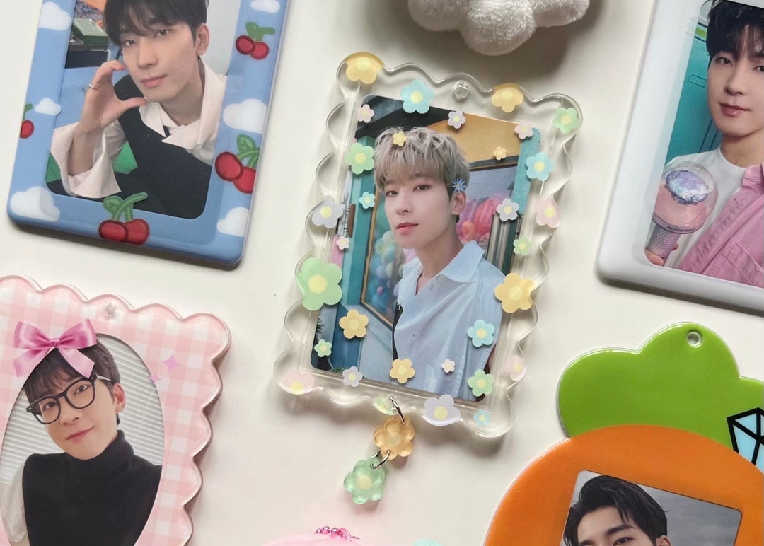 Spring Flowers Transparent Photocard Holder - Etsy