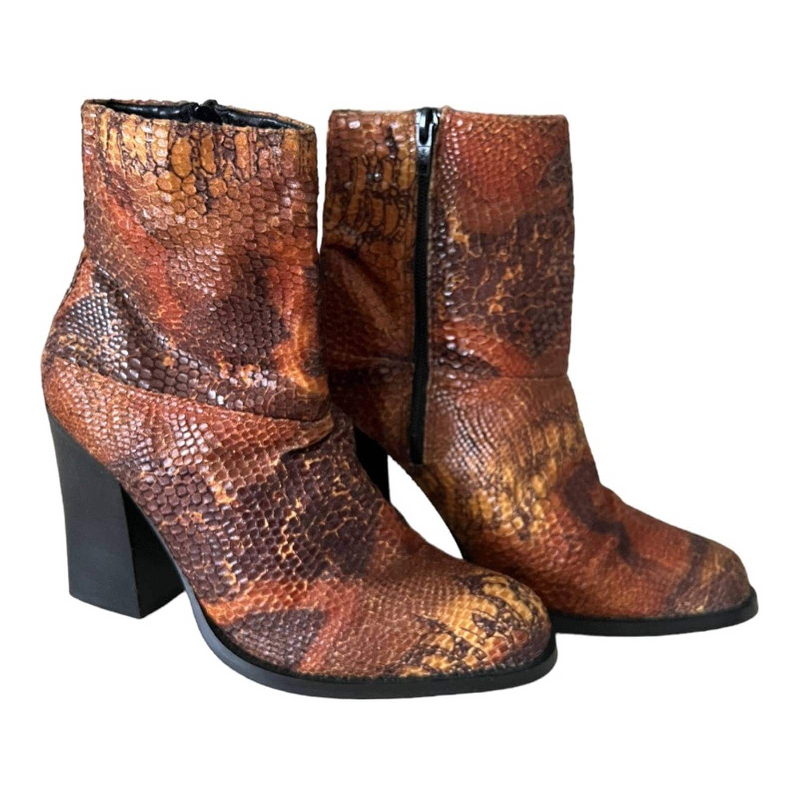 Vintage Mainframe Snakeskin Ankle Western Boots Size 7.5M - Etsy