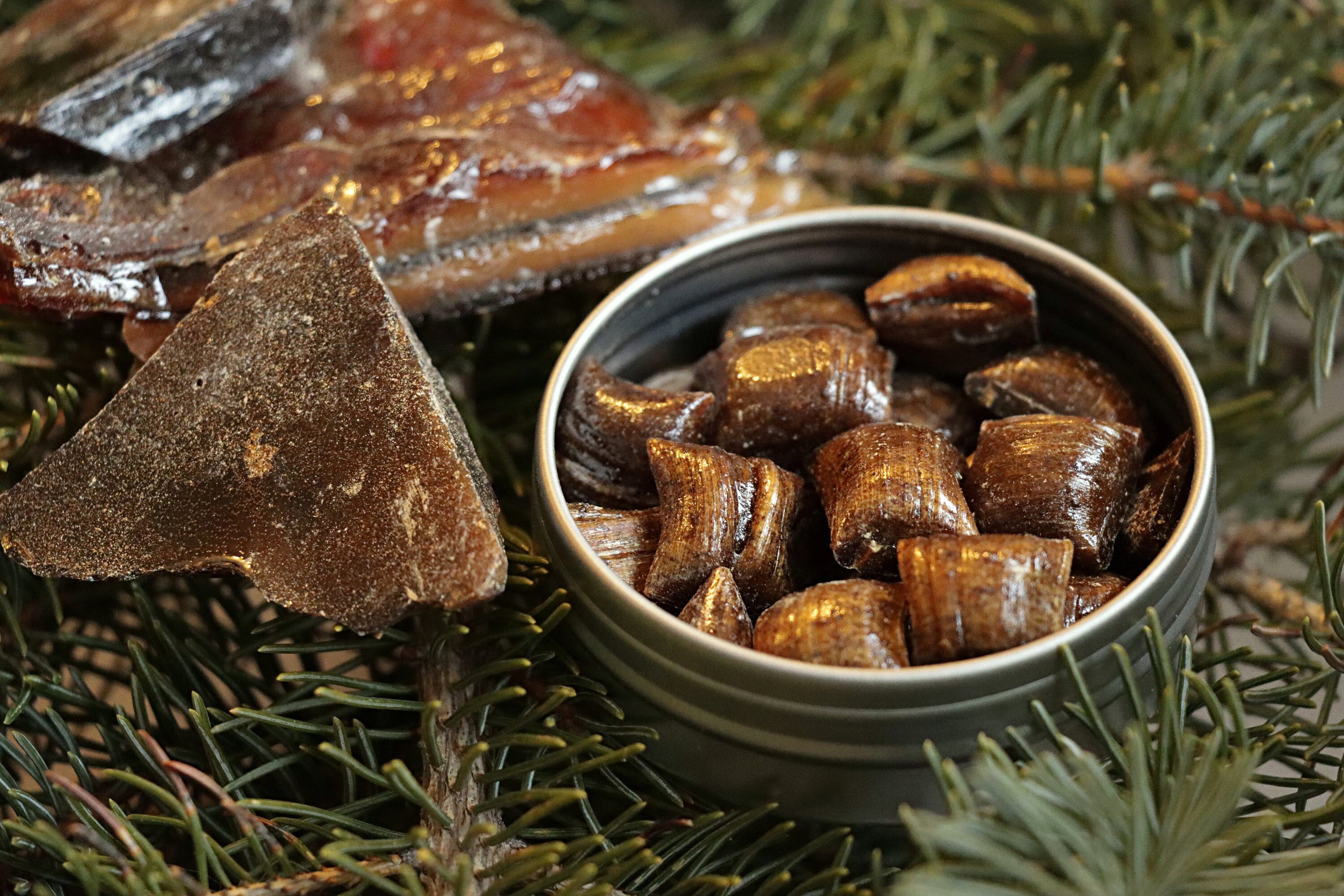 30g Spruce Chewing GUM: Sugar Free, All Natural, Old Fashioned, Cowboy ...