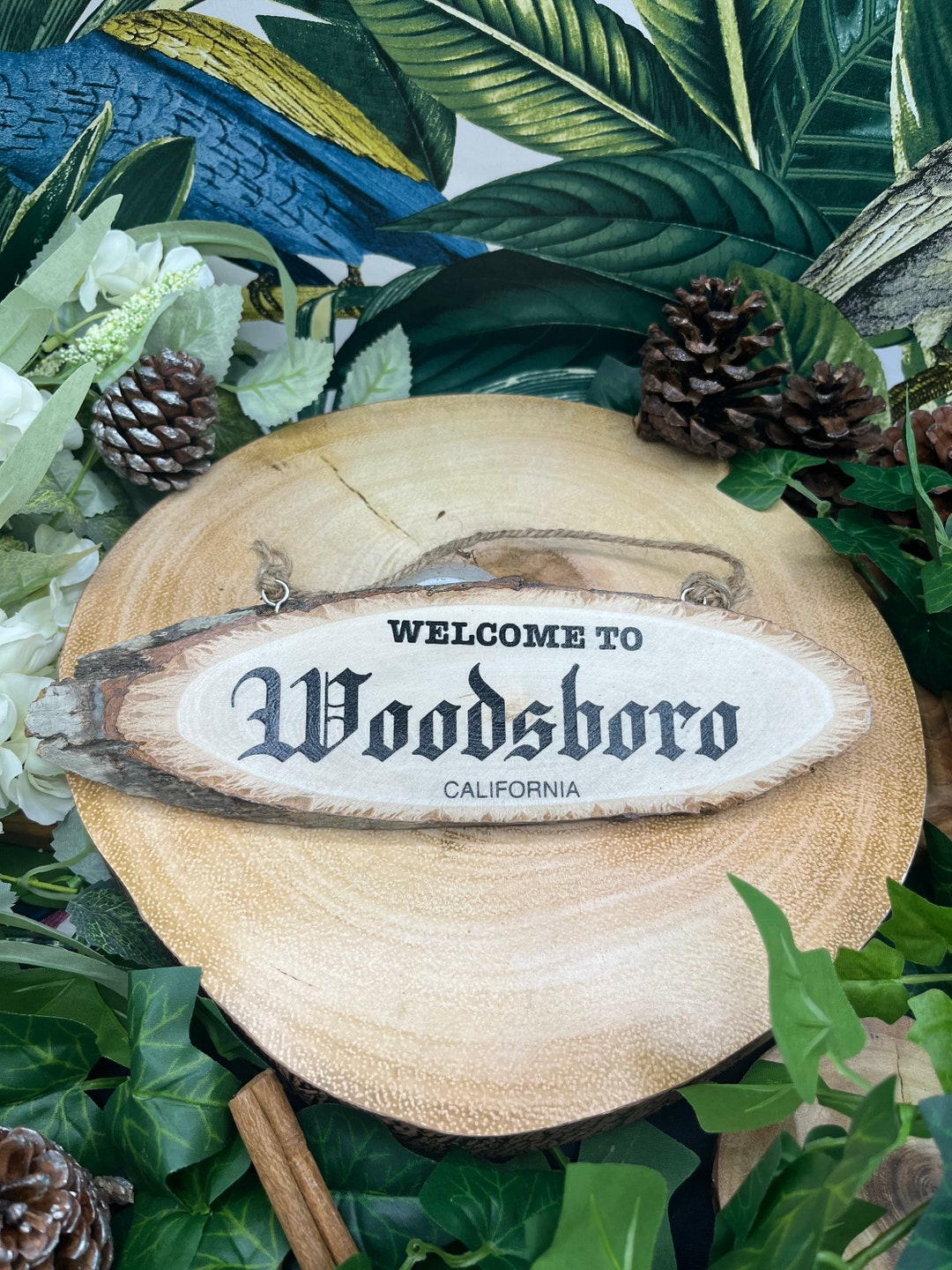 Hand Painted Wood Slice Log Sign Wooden Sign Halloween Inspired Scream ...