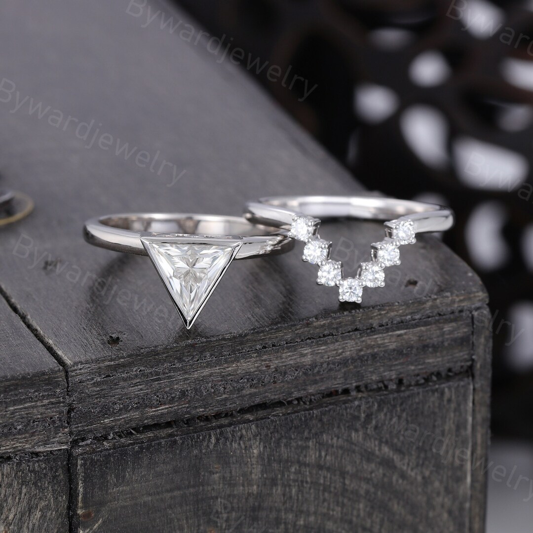 Triangle Engagement Ring Set Unique White Gold Engagement Ring Woman ...