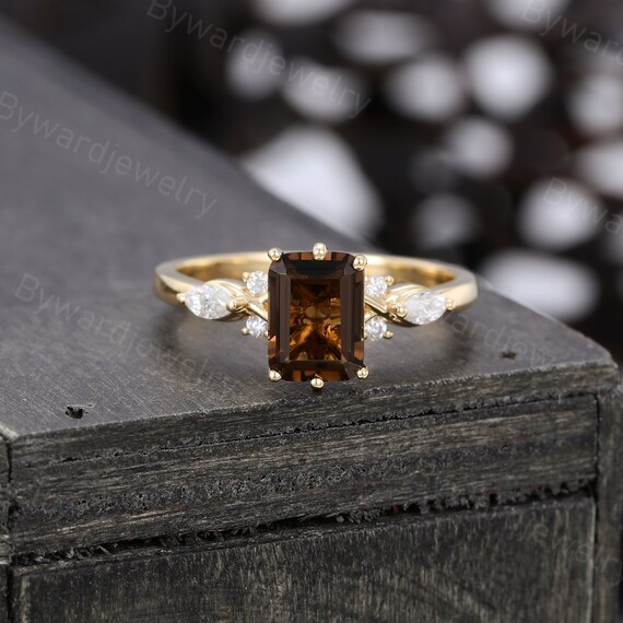 Emerald cut quartz ring store