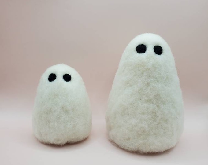 Handmade Wool Felted Ghosts | Halloween Decor - Etsy