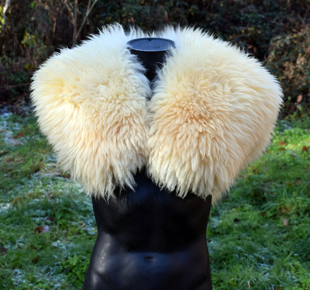 Thick White Viking Sheep Skin Cloak With Leather Without Closing. Larp ...