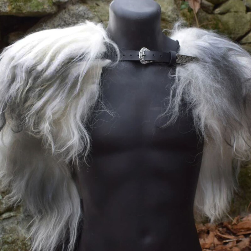Viking Fur Mantle - Etsy