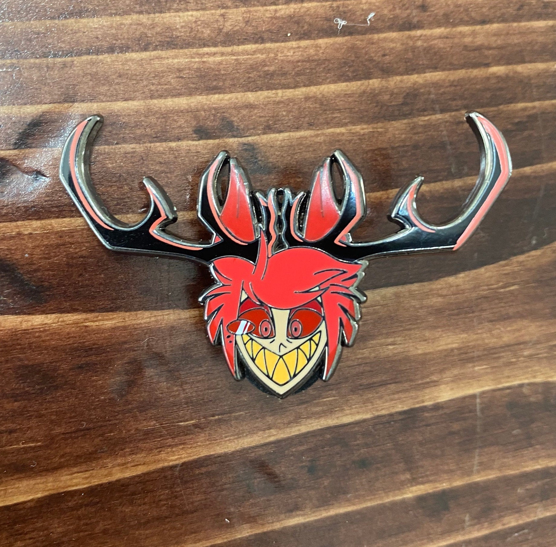 PRE-ORDER Hazbin Hotel Alastor Pin - Etsy Portugal