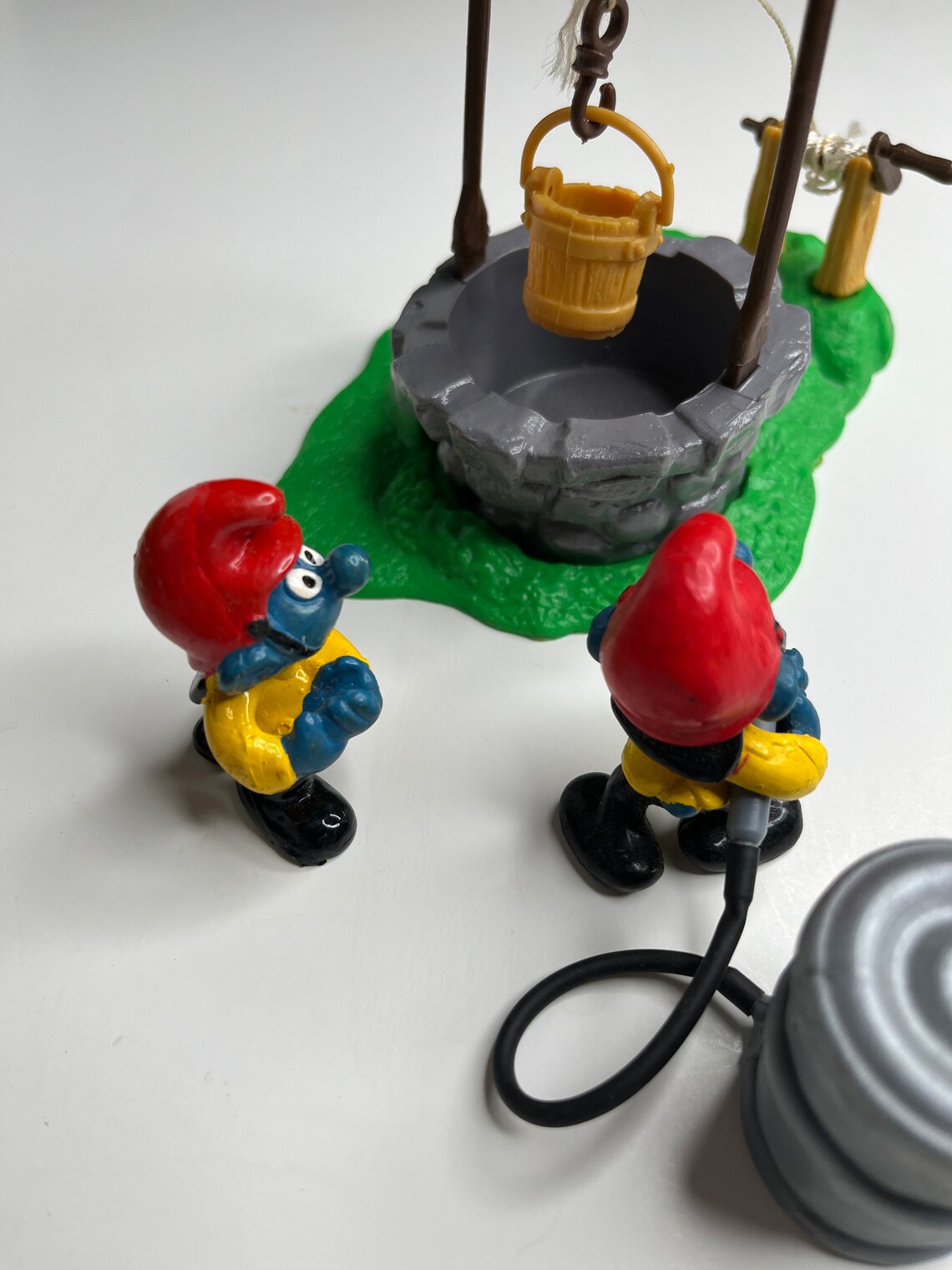 Vintage Smurfs Rare Wishing Well With Bucket and Two Firefighter Smurfs ...