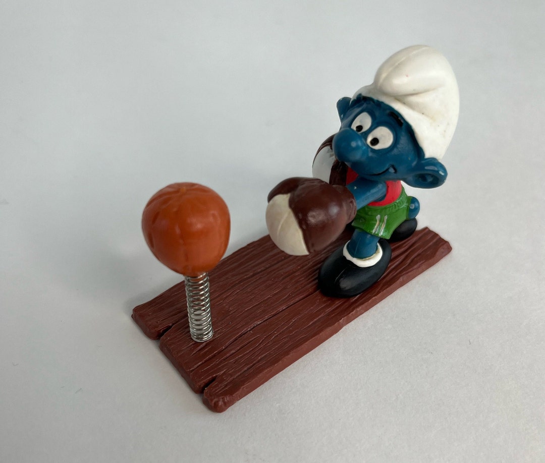 Super Smurf Figurine Boxer Smurf With Display and Punching Bag Vintage ...