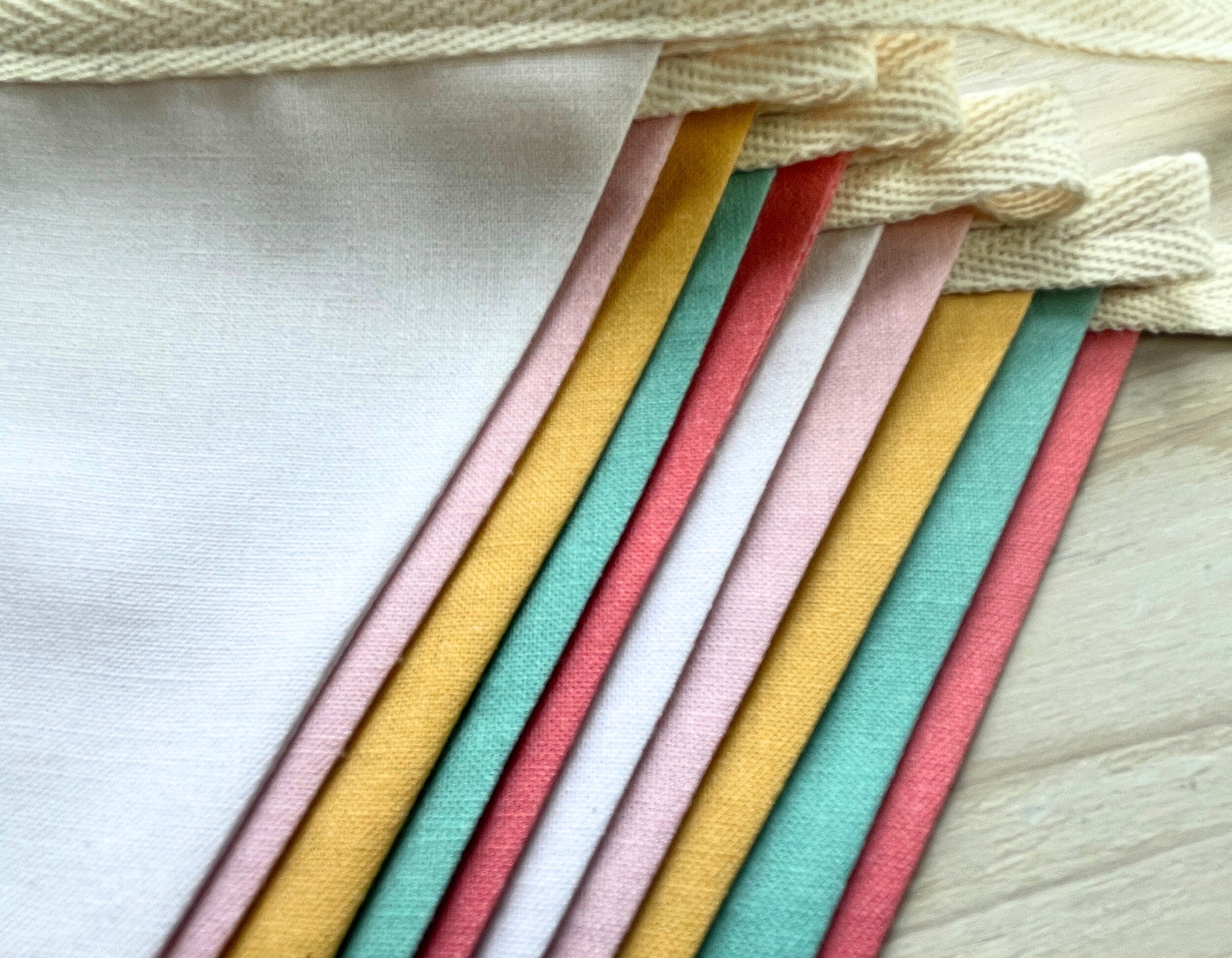Mini Bunting in 5 Gorgeous Warm Shades Linen, Tea Rose, Light Mustard ...