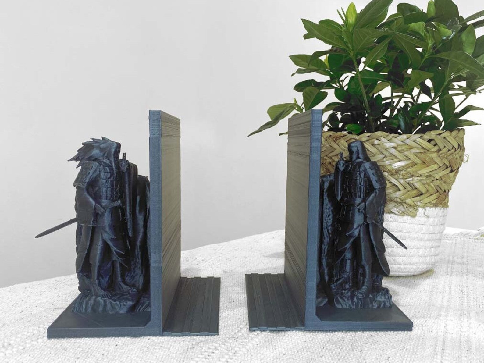 Naruto Bookend set of 2 in 3D Printing - Etsy