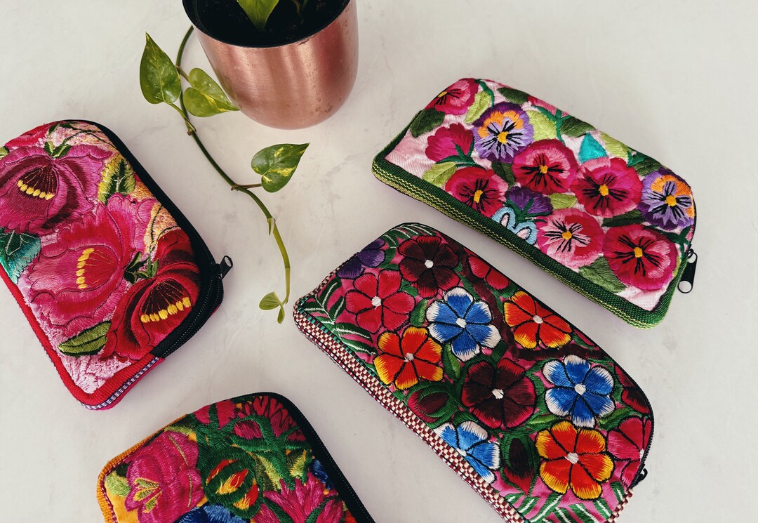 Mexican Embroidered Flowers Cosmetic Bag | Boho Makeup Bag | Boho ...