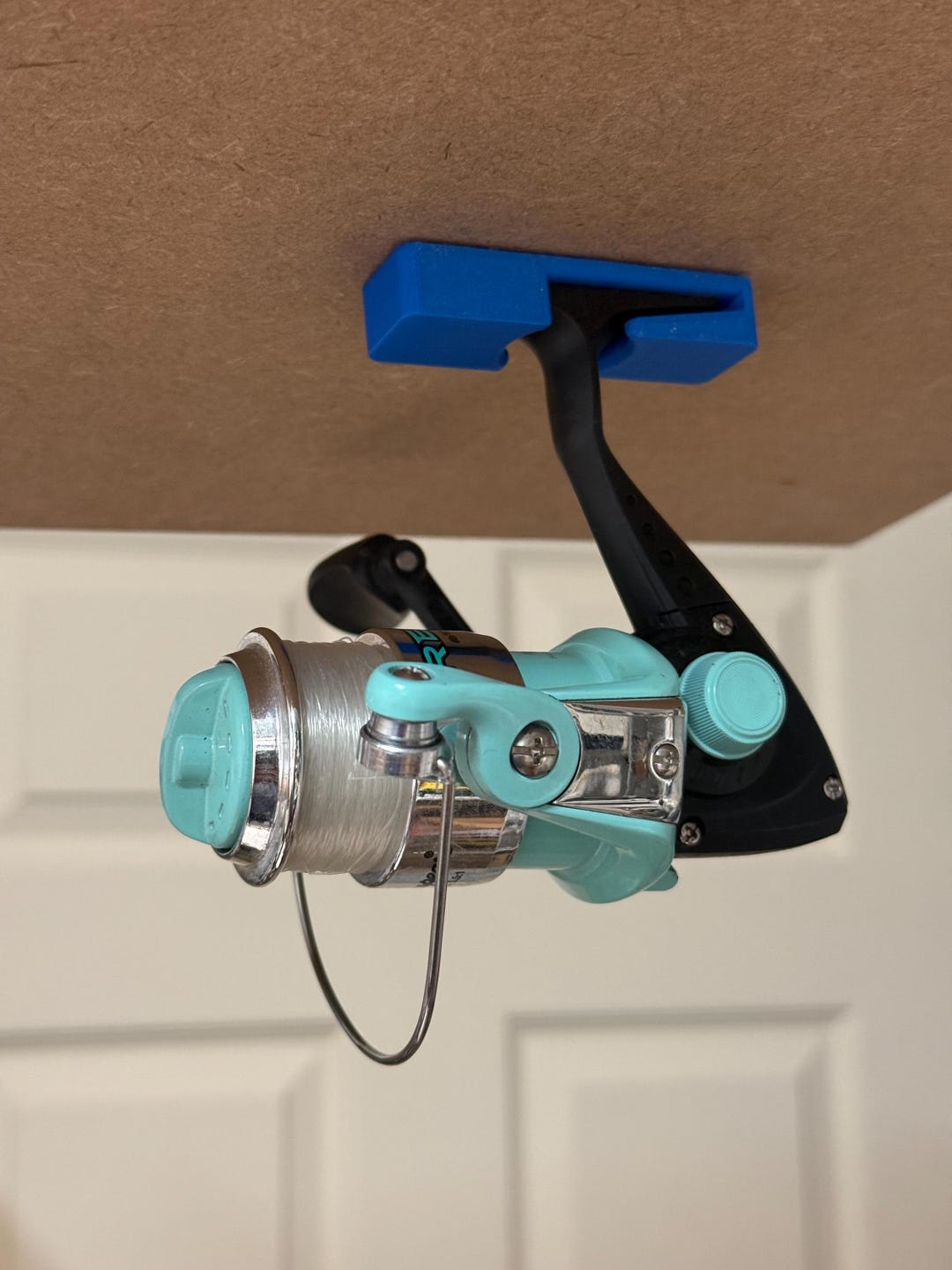 Fishing Reel Holder, Wall Mount , Spinning Medium or Small Reel Fit for ...