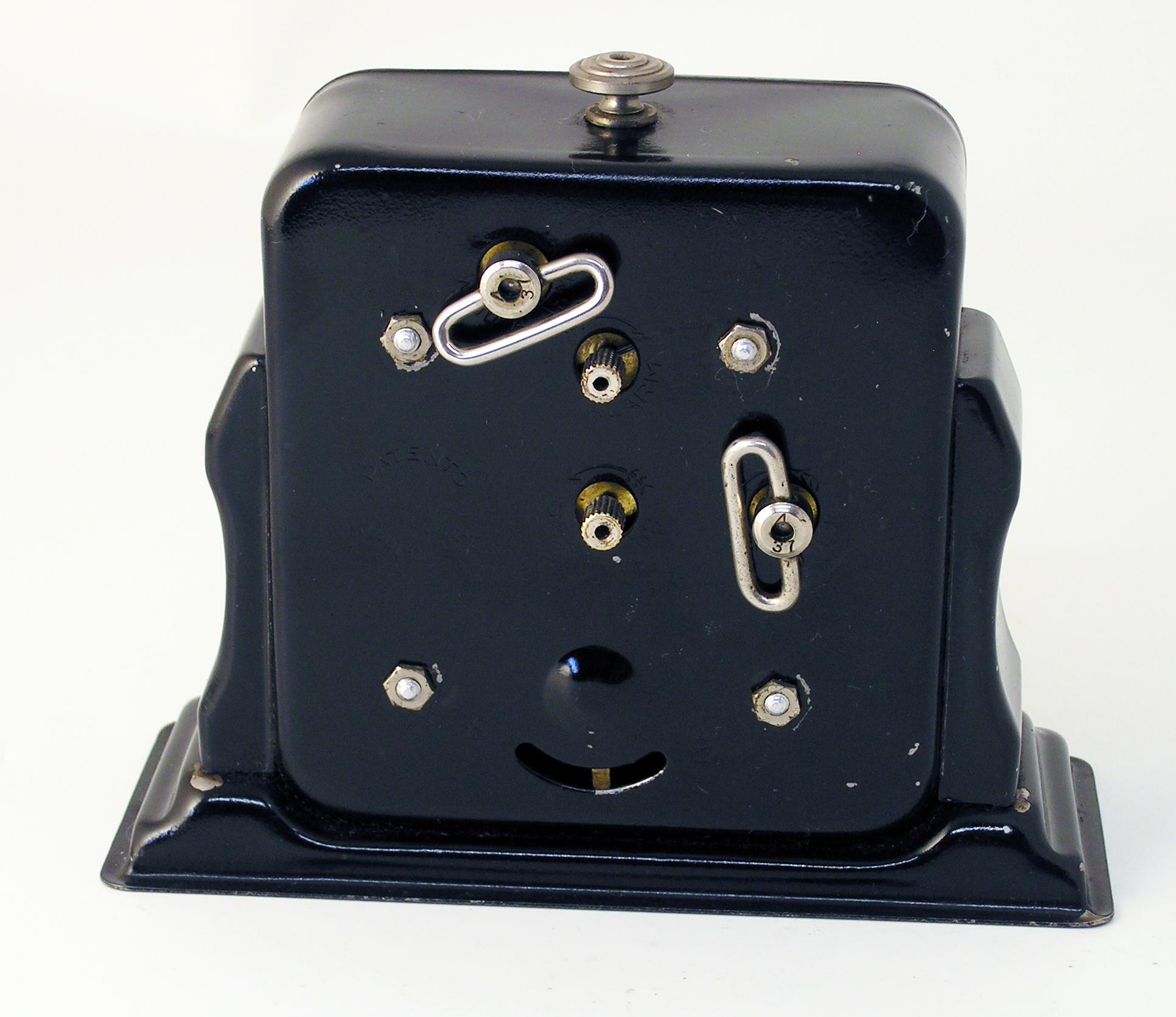 Restored 1937 Gilbert Art Deco Alarm Clock, Made in the USA!! - Etsy