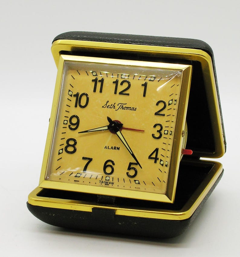 1977 Seth Thomas Travel Alarm Clock! - Etsy